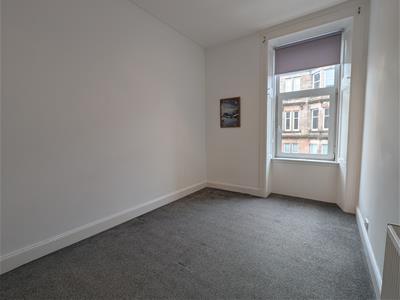 Binnie Street, Gourock Per month £850 p.c.m. To Let